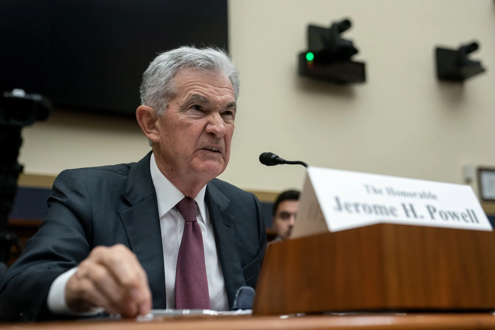 Powell Defies Critics and Makes Case for Why Rates Must Rise - Bloomberg