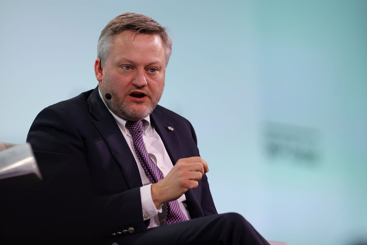 BP Reshapes Its Leadership Team as Some Executives Leave - Bloomberg