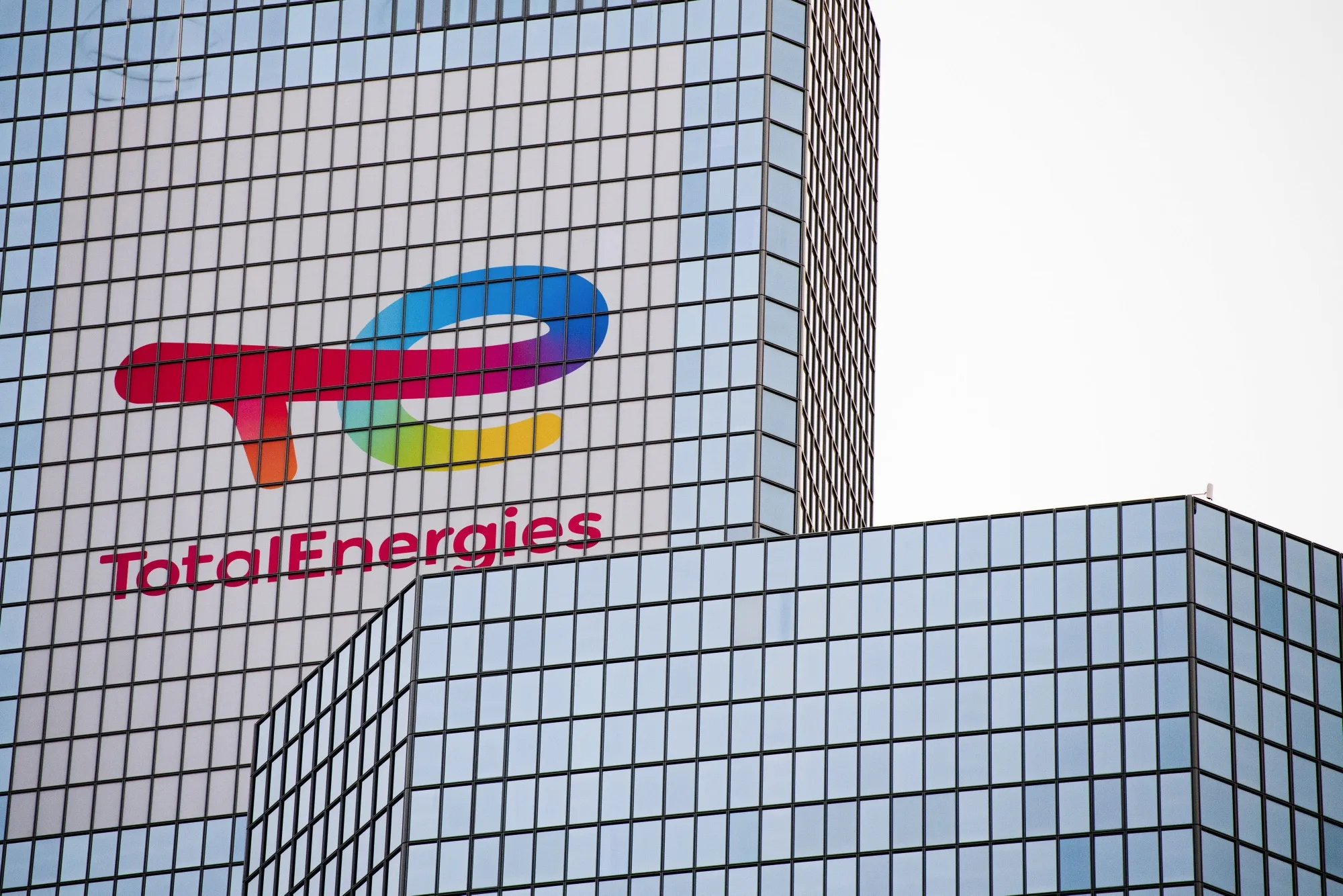 Total (TTE) Vows to Slash Methane Emissions as Investors Demand Big Oil ...