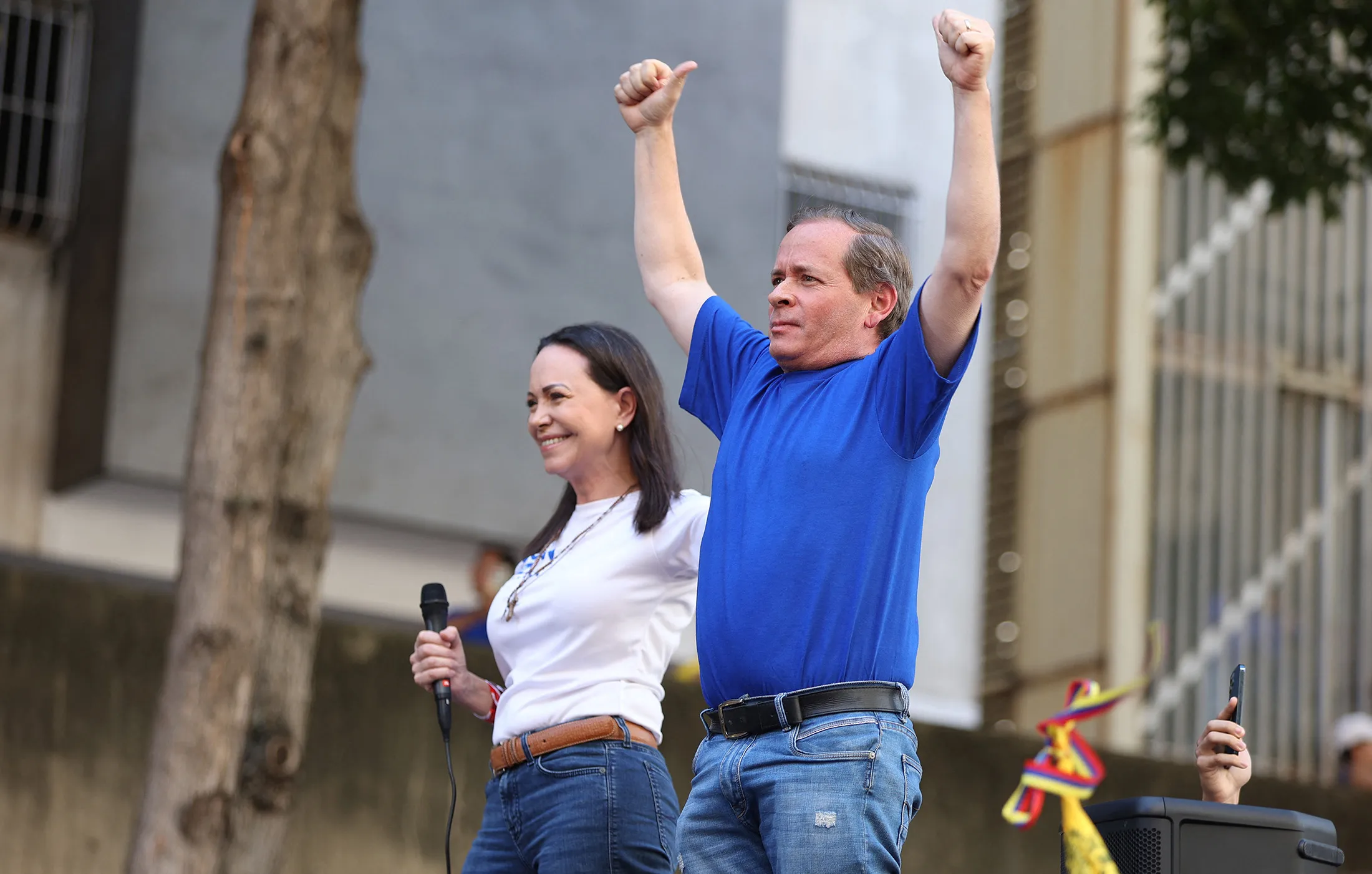 Venezuela detém aliado de Corina Machado horas após libertação - Bloomberg