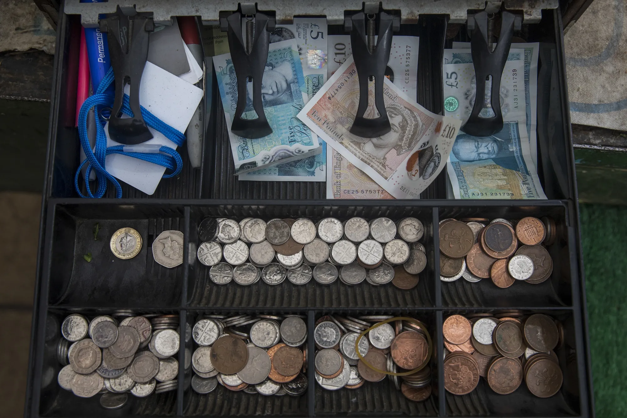 Pound (GBP USD) Surges Past $1.20 as Fresh Data Adds to Dollar Slump ...