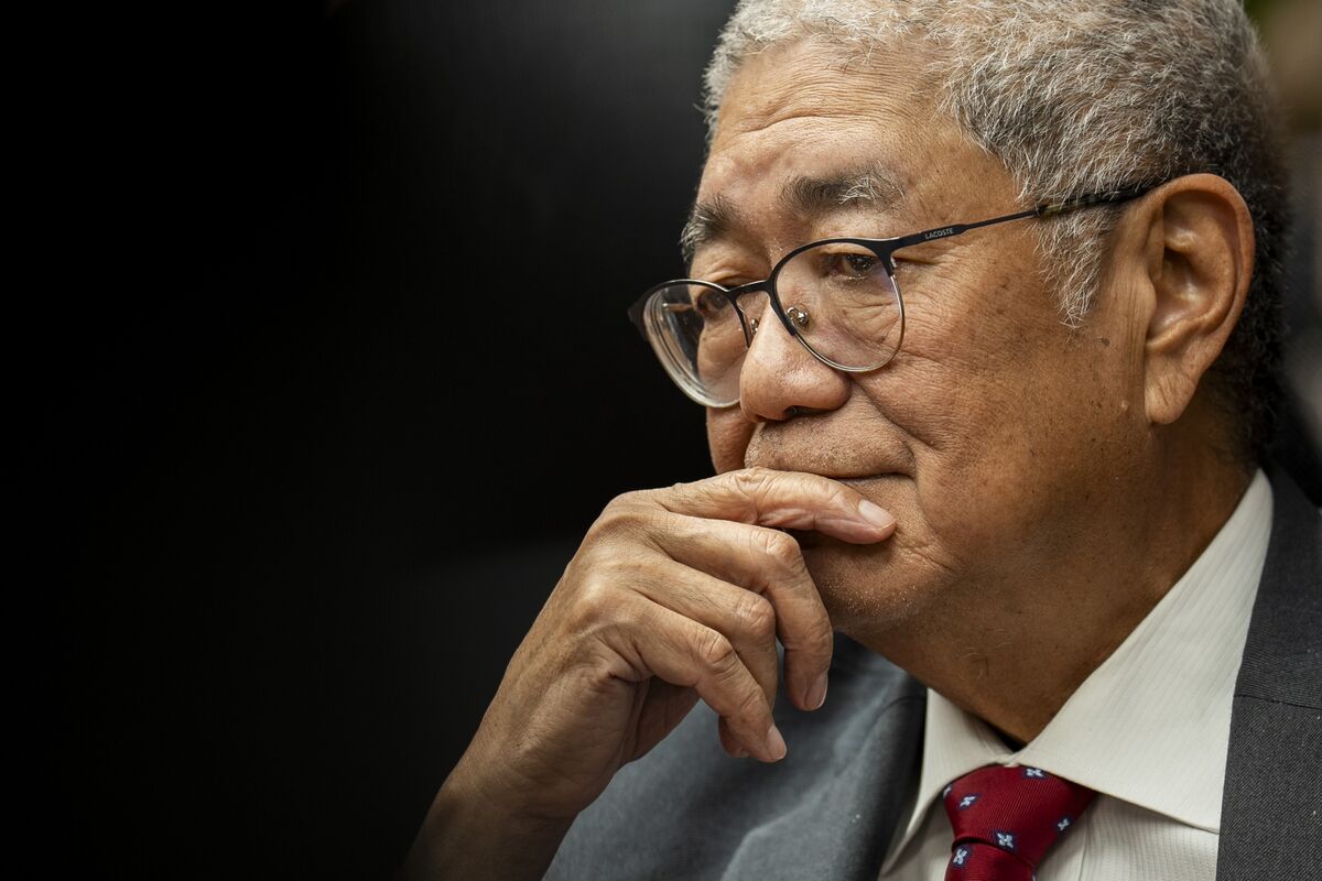 Philippine Central Banker Sees Slower Rate Cut Pace This Year - Bloomberg