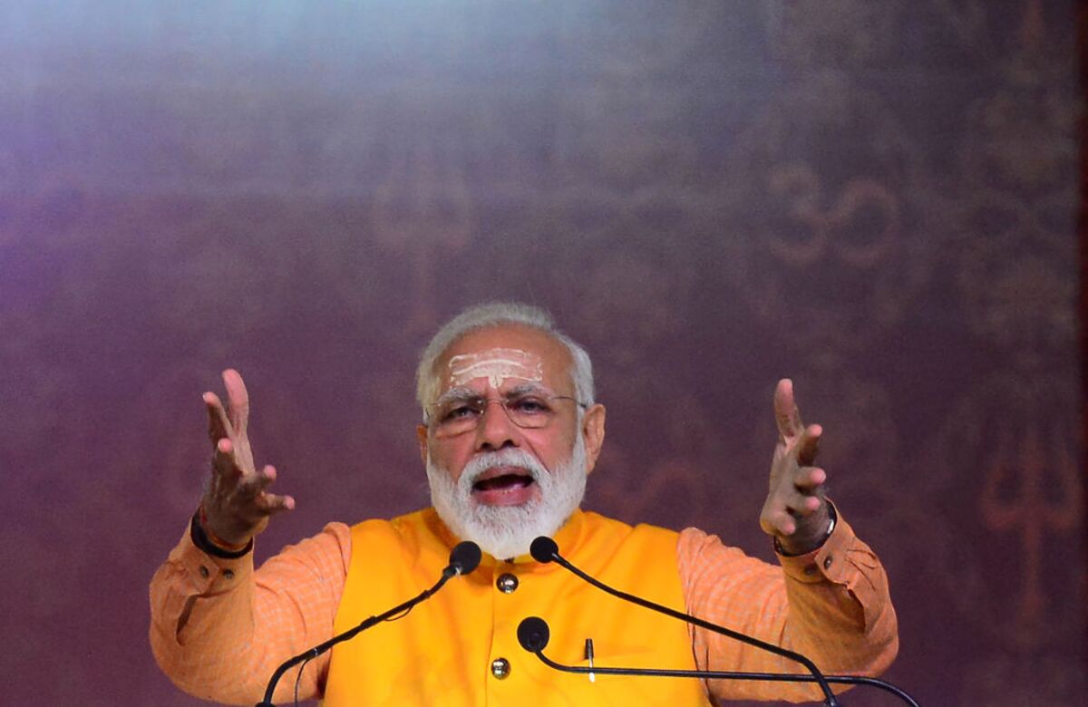 India’s Modi Must Take Lead to Keep Peace With Pakistan - Bloomberg