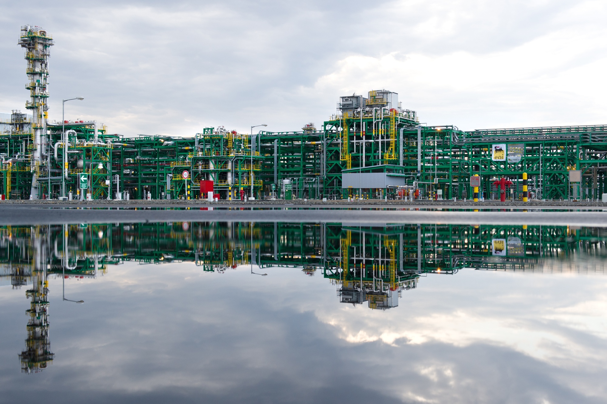 BP Exits Kazakh Oil Projects to Focus on Renewables Strategy, Existing ...