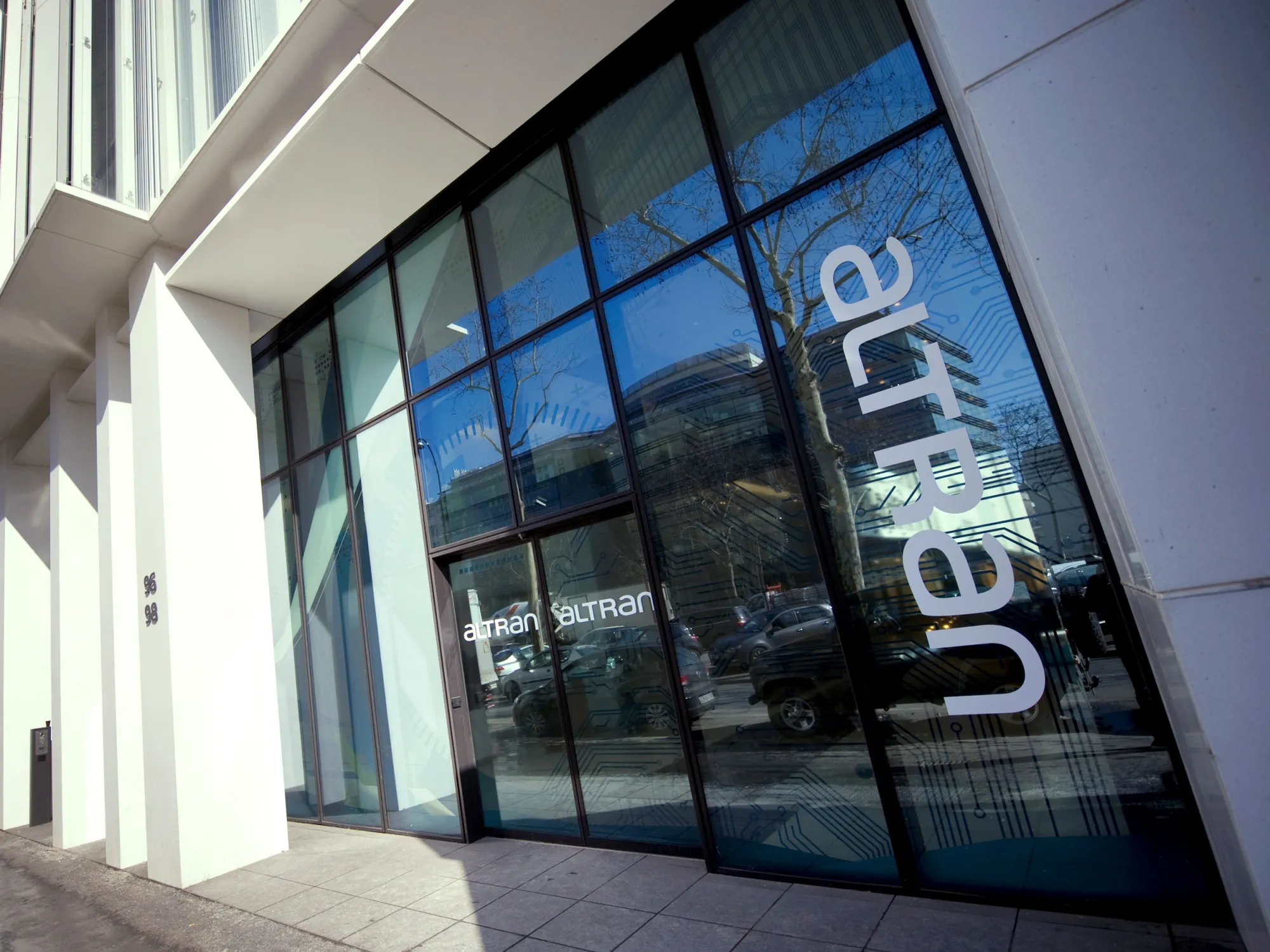 Elliott Calls Capgemini’s $4 Billion Altran Bid Too Low - Bloomberg