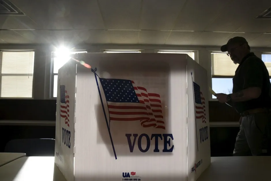 The Struggle to Vote While Homeless - Bloomberg