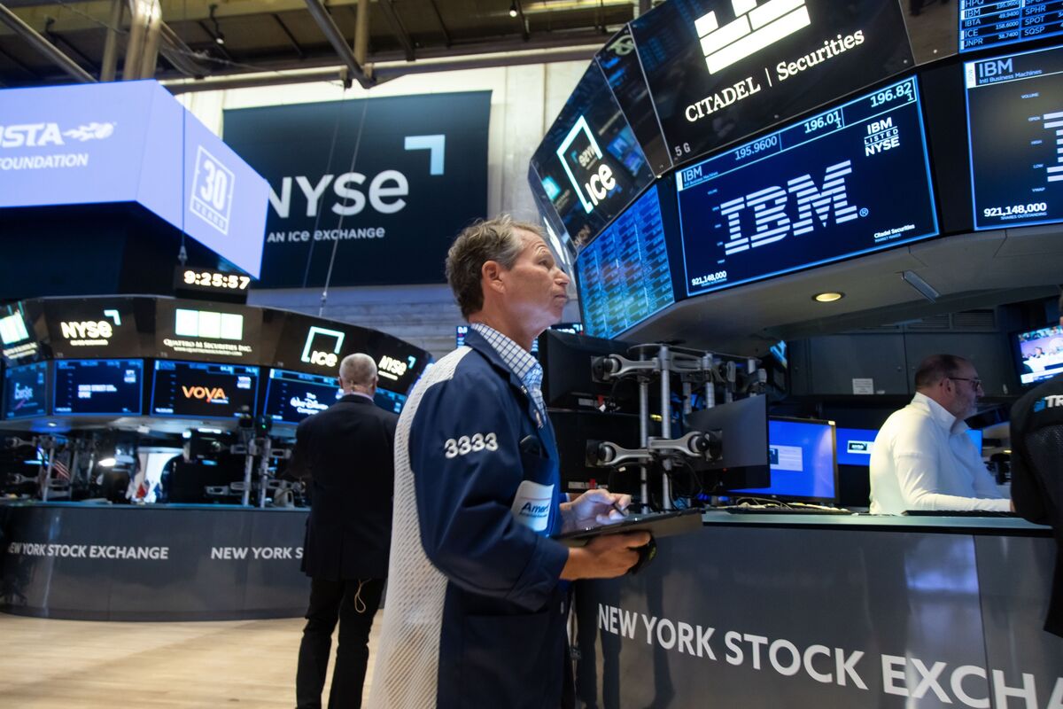 IBM Shares Near Record High As Investors Look for Stable Tech Winners ...