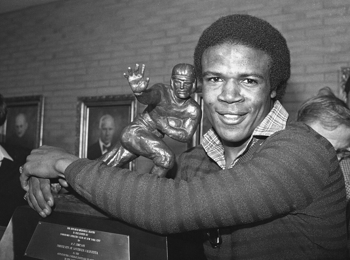 Charles White, USC's Heisman-winning Tailback, Dies At 64 - Bloomberg
