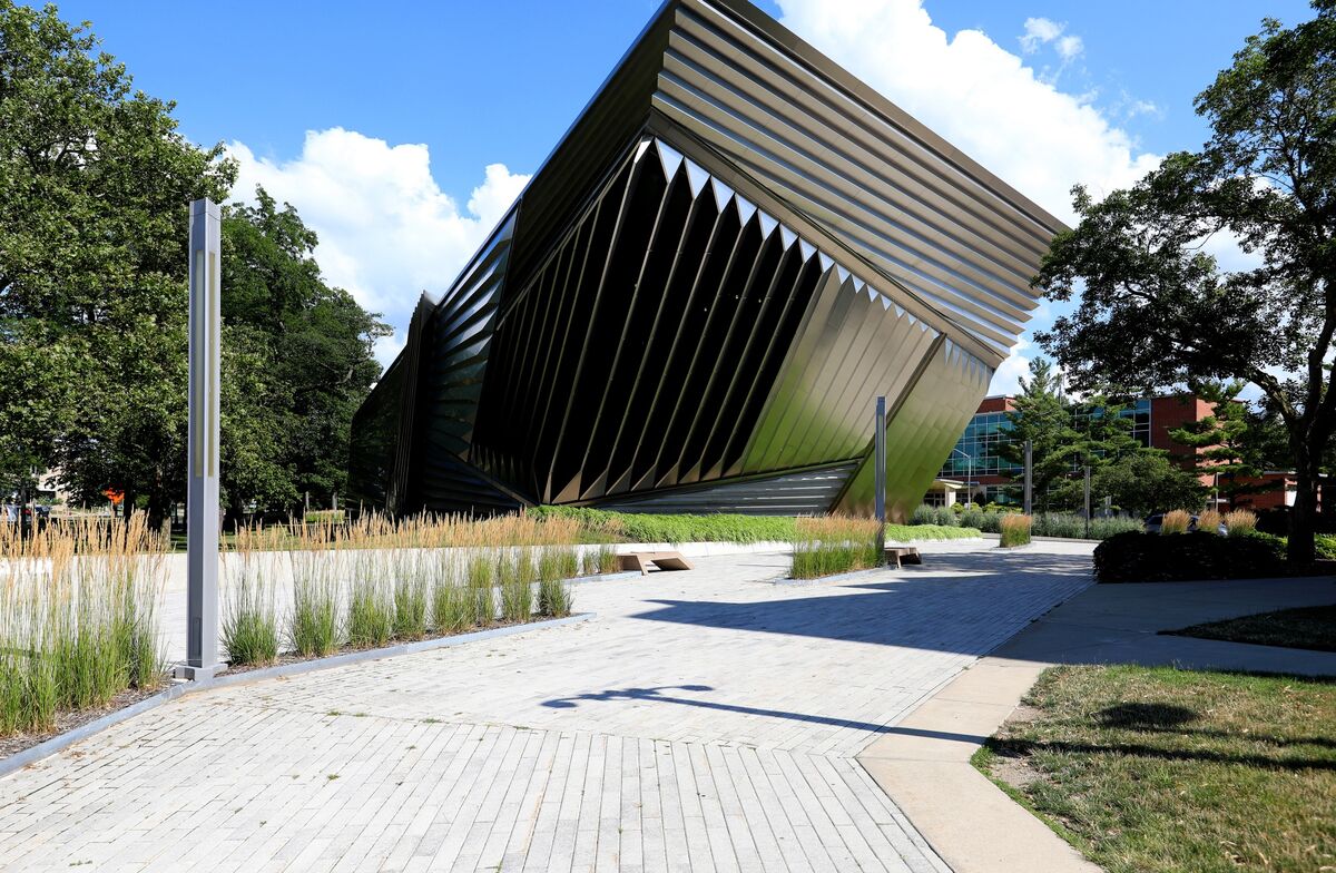 A Zaha Hadid Icon in Michigan Marks its Dynamic First Decade - Bloomberg