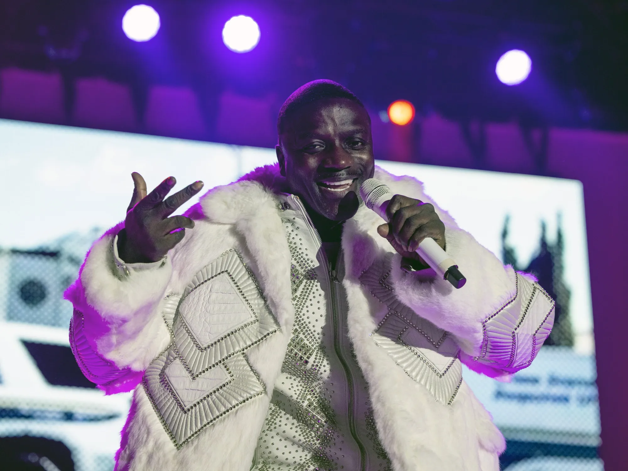 Akon Building Futuristic City In Senegal Newslibre Singer Akon Plans