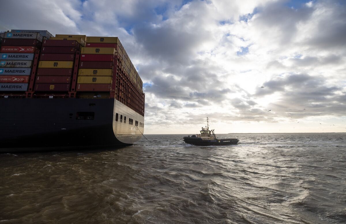 Cargo Ship Loses Power Near Wolf Rock Off UK’s Southwest Coast - Bloomberg