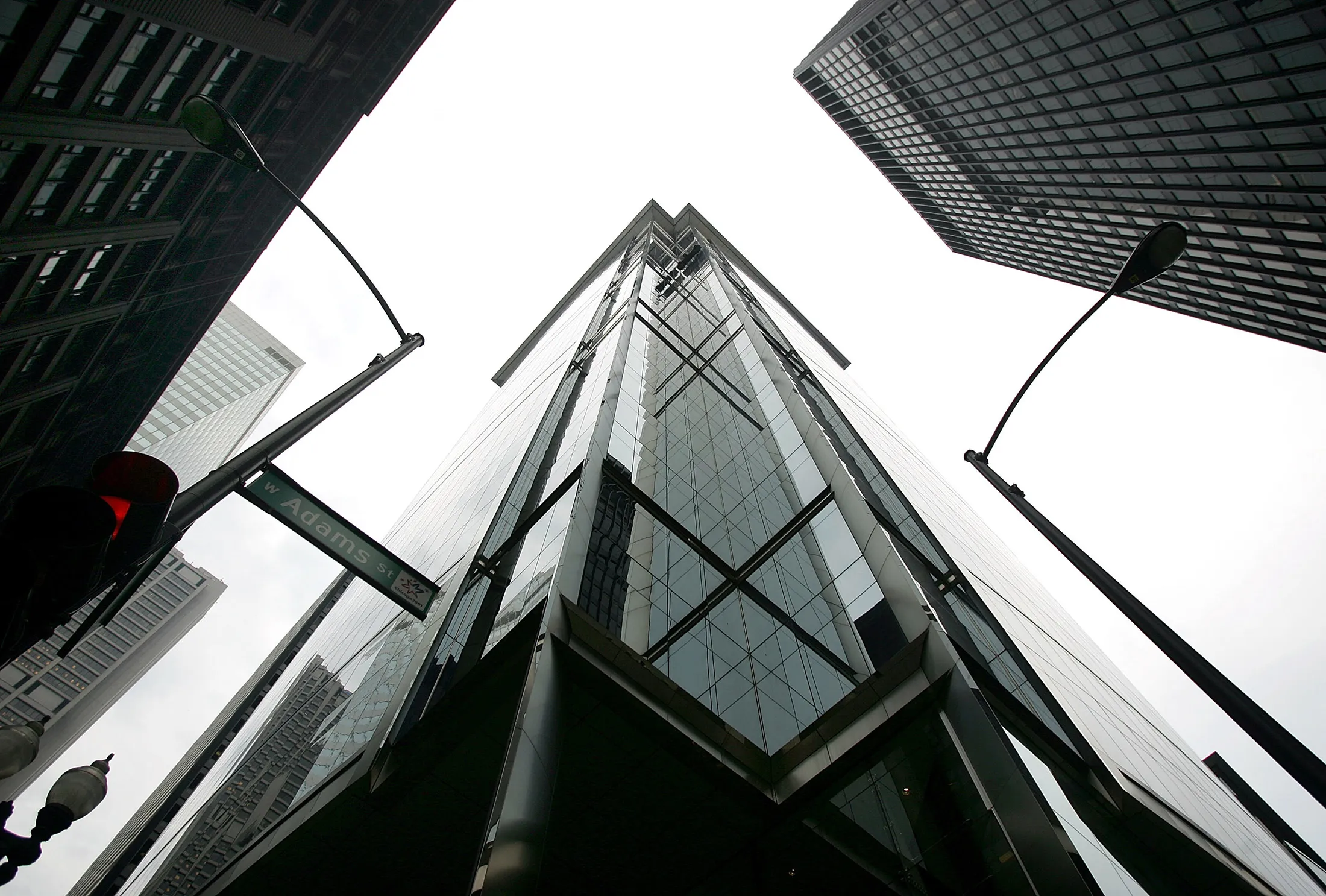 Citadel's Flagship Funds Gain Almost 7% This Year - Bloomberg