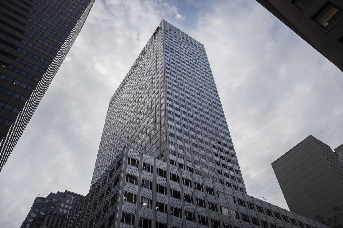 Kushners Unload 666 Fifth Ave. to Brookfield in 99-Year Lease - Bloomberg