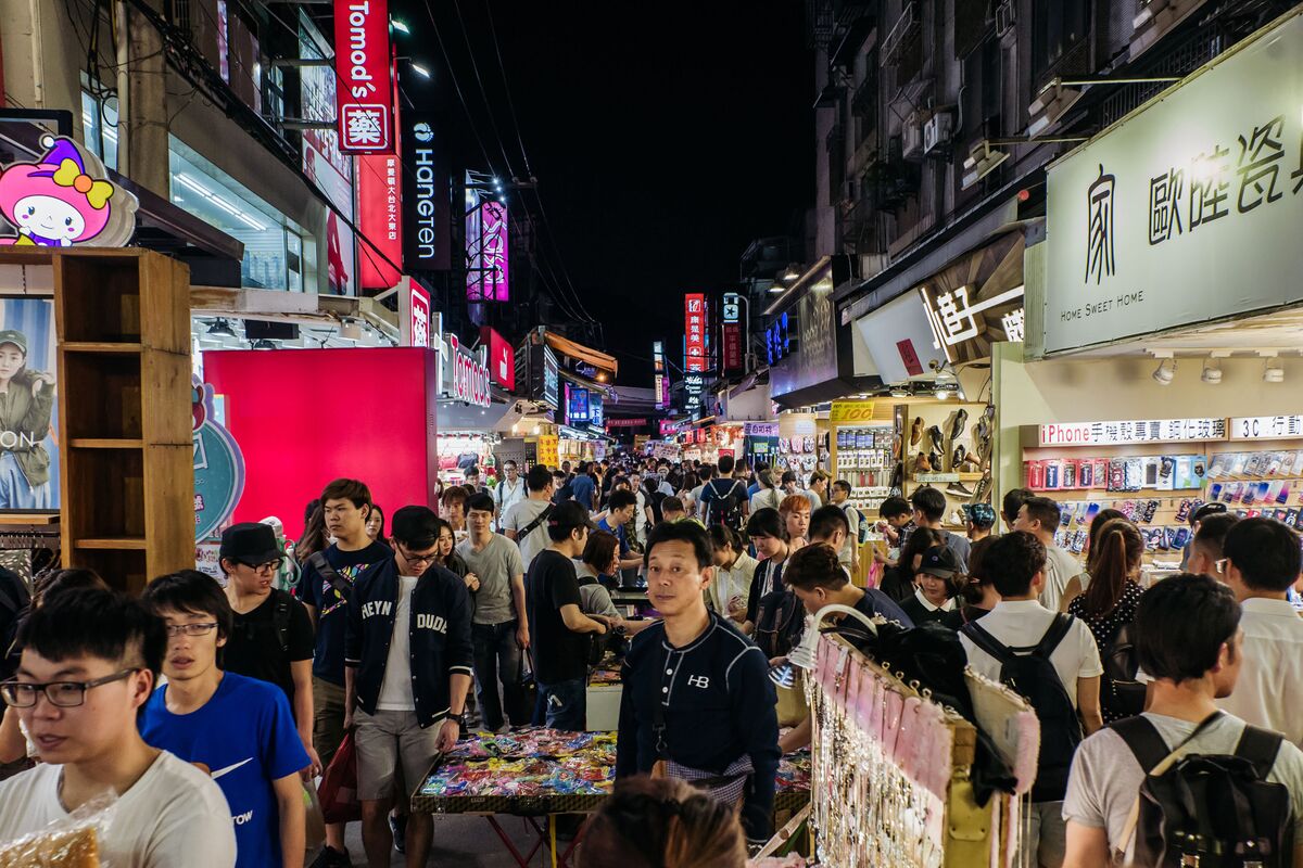 Taiwan May Hike Rates Again If Prices Don’t Fall, Minutes Show - Bloomberg