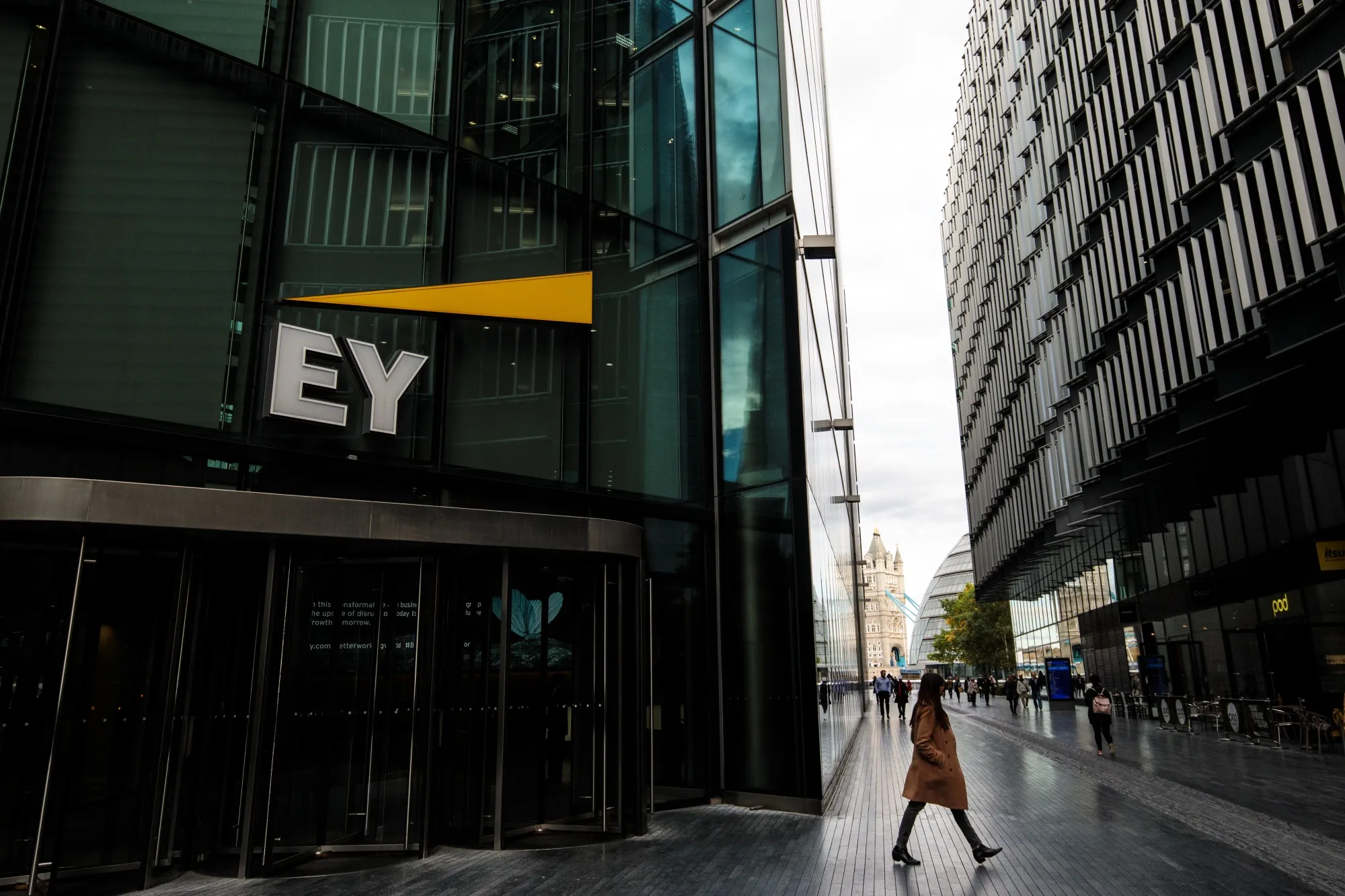 EY in Talks to Close London Bridge Headquarters as Staff WFH - Bloomberg