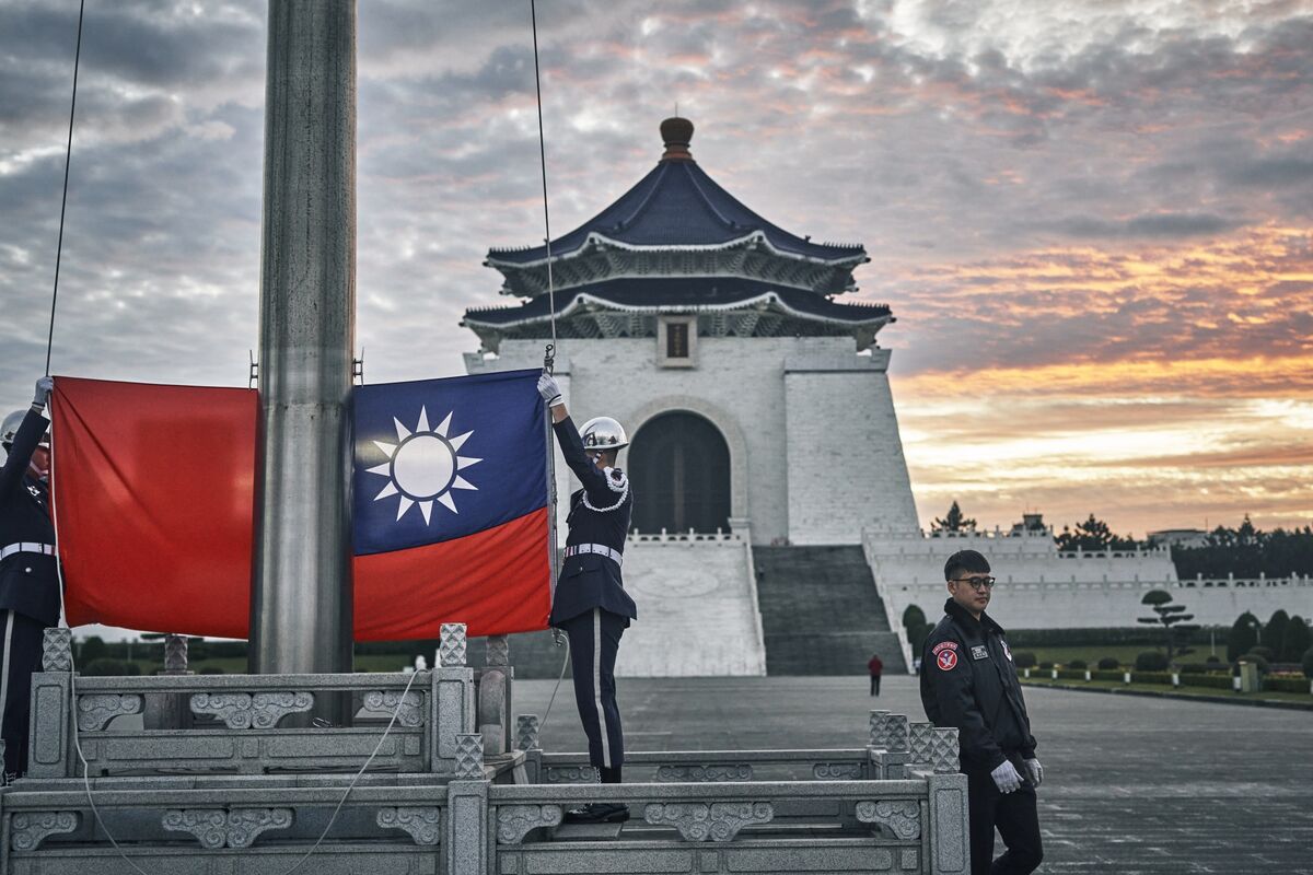 Taiwan Reviews Legal Change Making Martial Law Harder to Declare ...