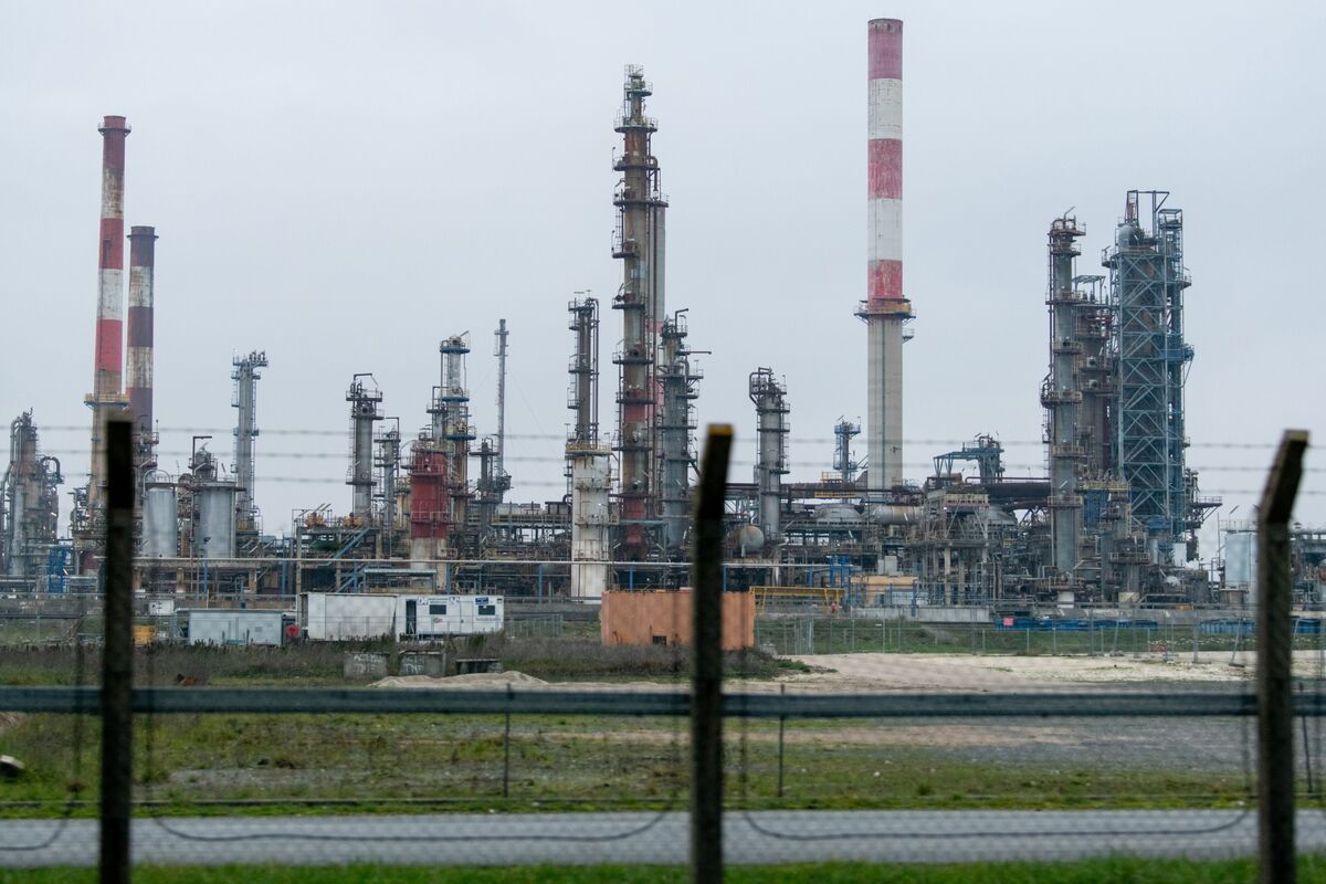 Unipec, TotalEnergies Face Off as Asian Oil Traders Clash Over Middle ...