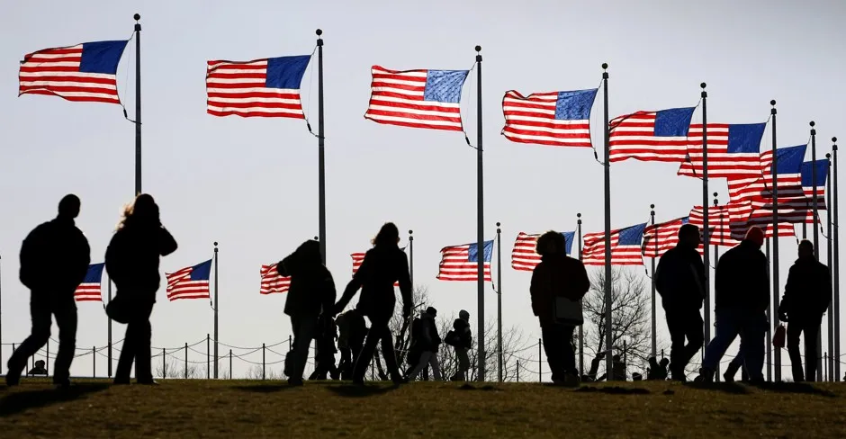 Mapping the Decline of the Middle Class - Bloomberg