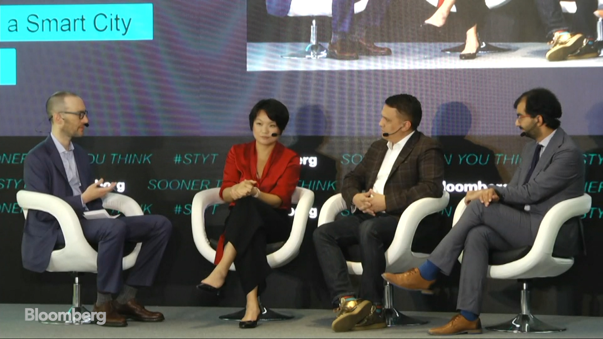 Watch What Makes a Smart City a Success? - Bloomberg