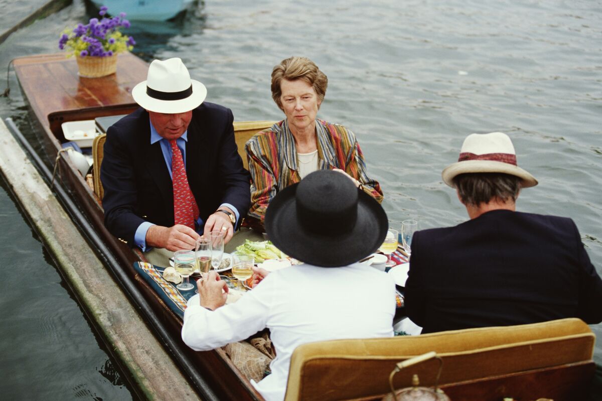 Soaking The Rich May Not Help Progressives - Bloomberg