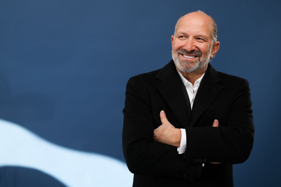 Bloomberg - Business News, Stock Markets, Finance, Breaking & World News