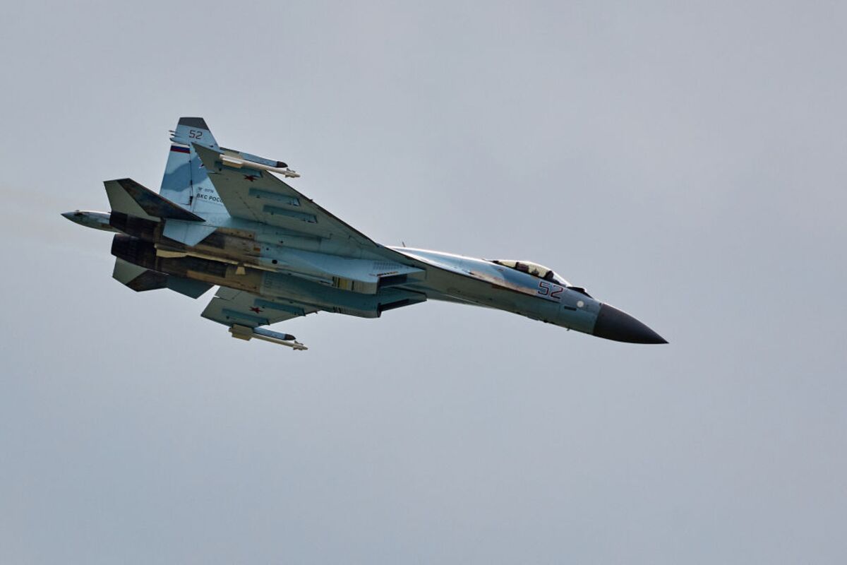 Ukraine Drone Strike Damages Russia’s Stealth Fighter Jet - Bloomberg