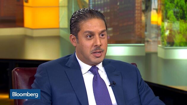 Erik Schatzker | Bloomberg Media Talent | Bloomberg L.P.