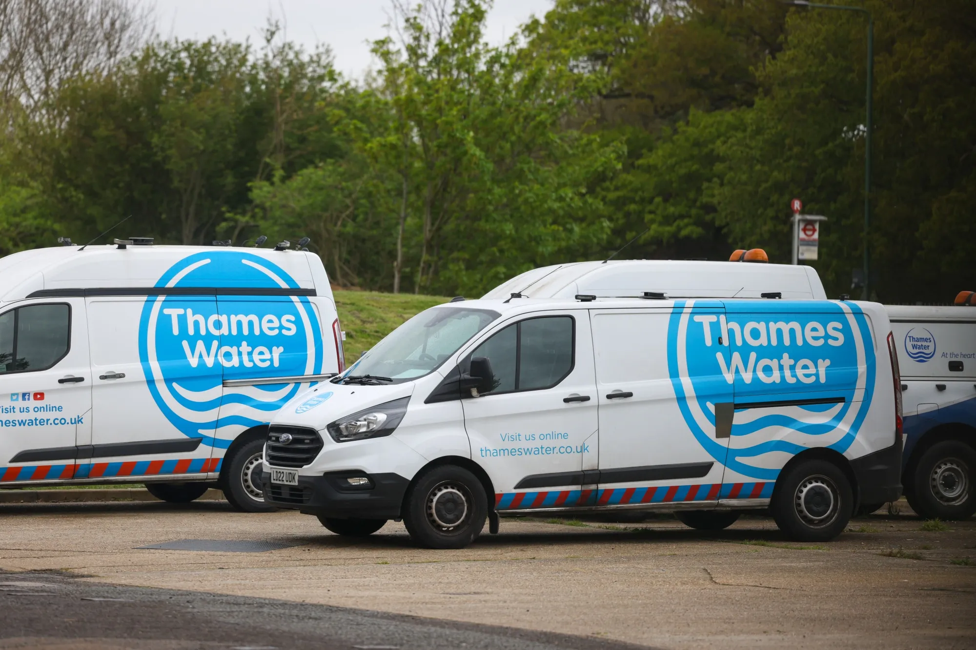 Thames Water Debt Insurer Taps Advisers as Crisis Deepens - Bloomberg