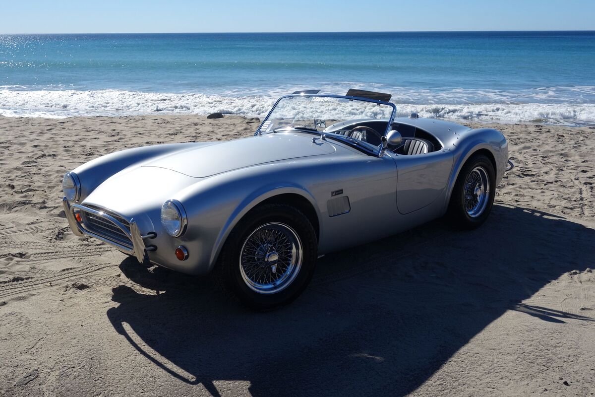 Up Close With the Superformance MKII Slab Side Cobra: Photos - Bloomberg