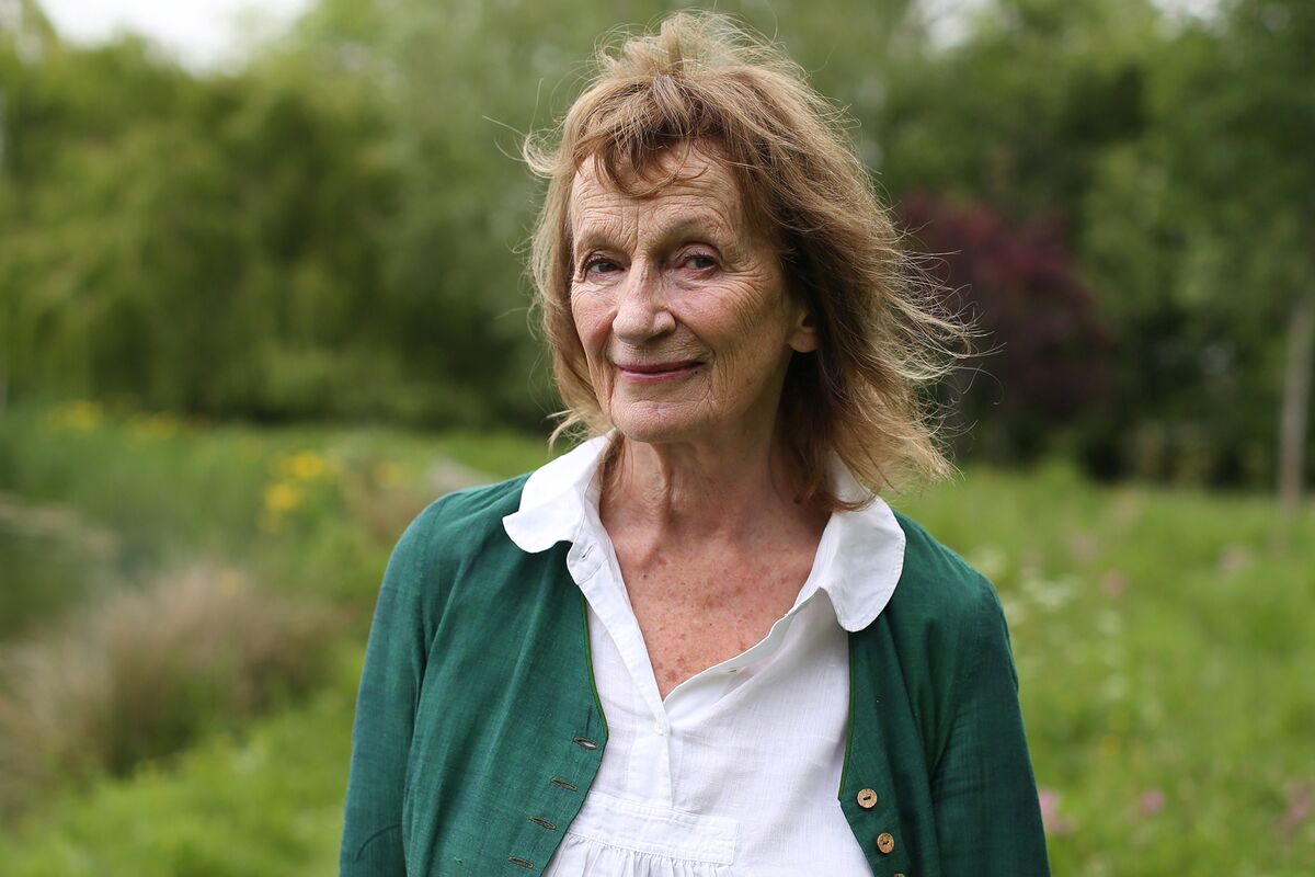 LSD Side Effects Could Include Easing Death, Countess Amanda Feilding ...