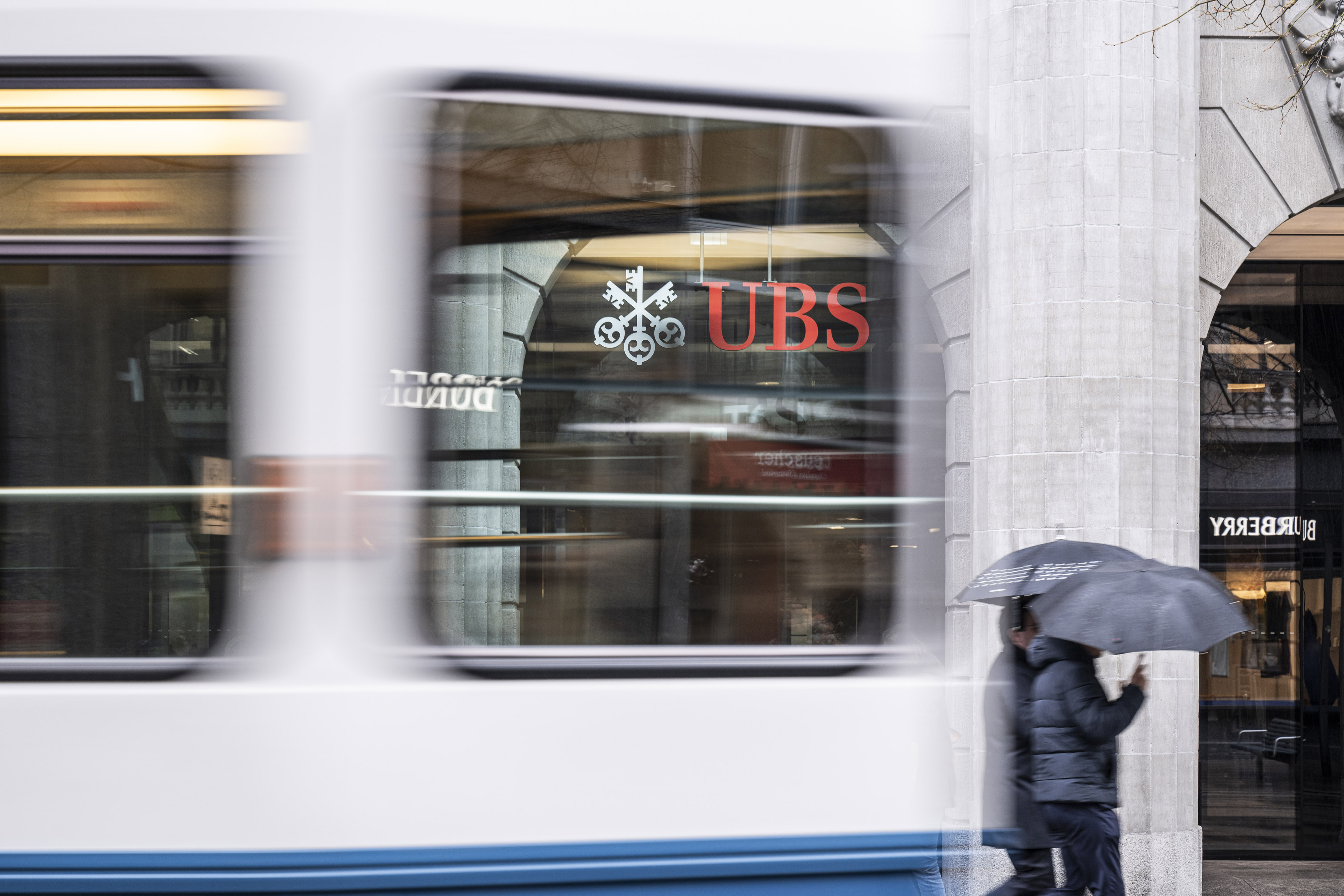 UBS Is Said to Face $20 Billion Capital Hit Under Swiss Plan - Bloomberg