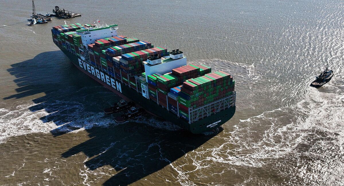 Evergreen to Try a Third Time to Free Stuck Ship Ever Forward in ...