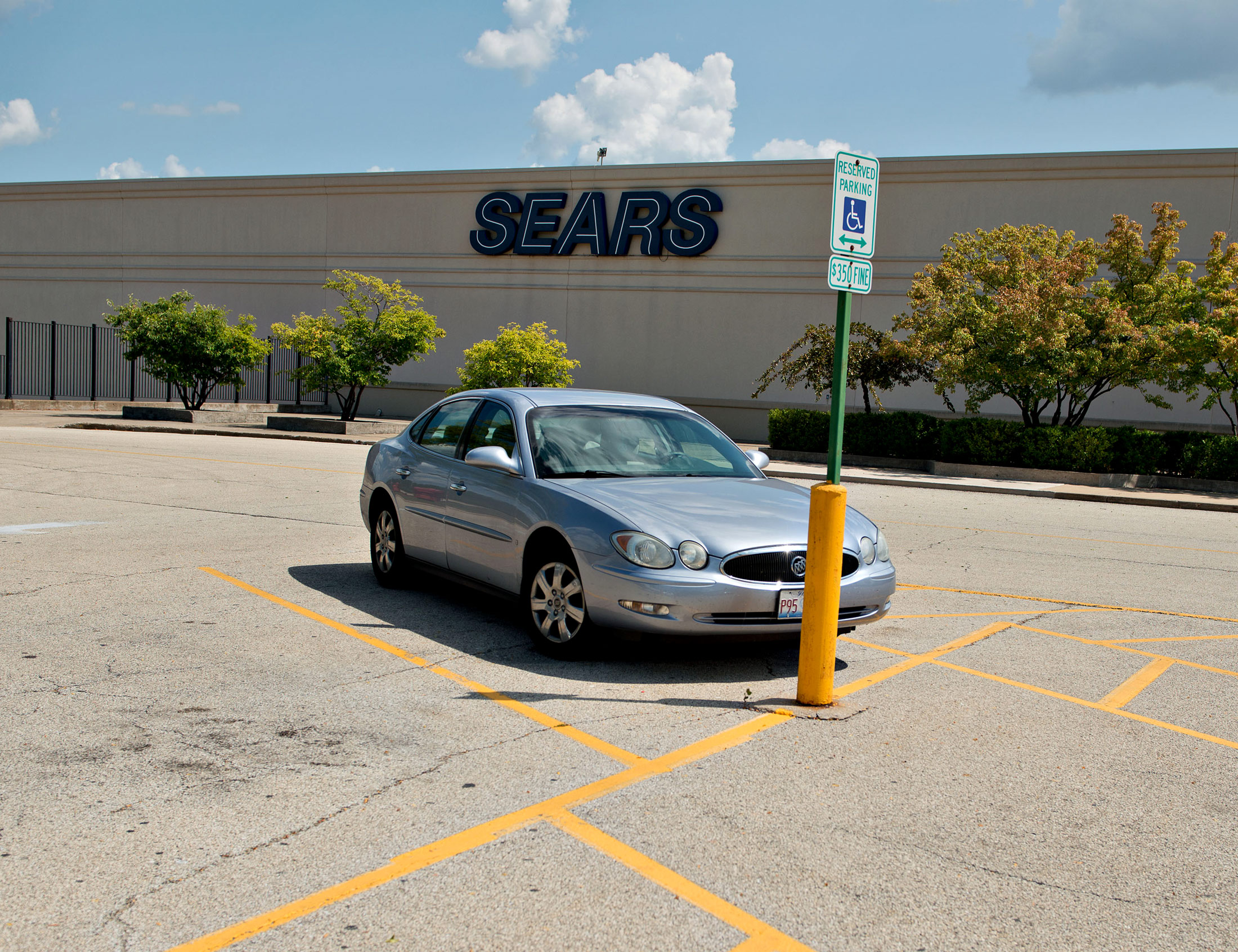 Traders Are Betting Sears Will Be the Next Big Retailer to Fail - Bloomberg