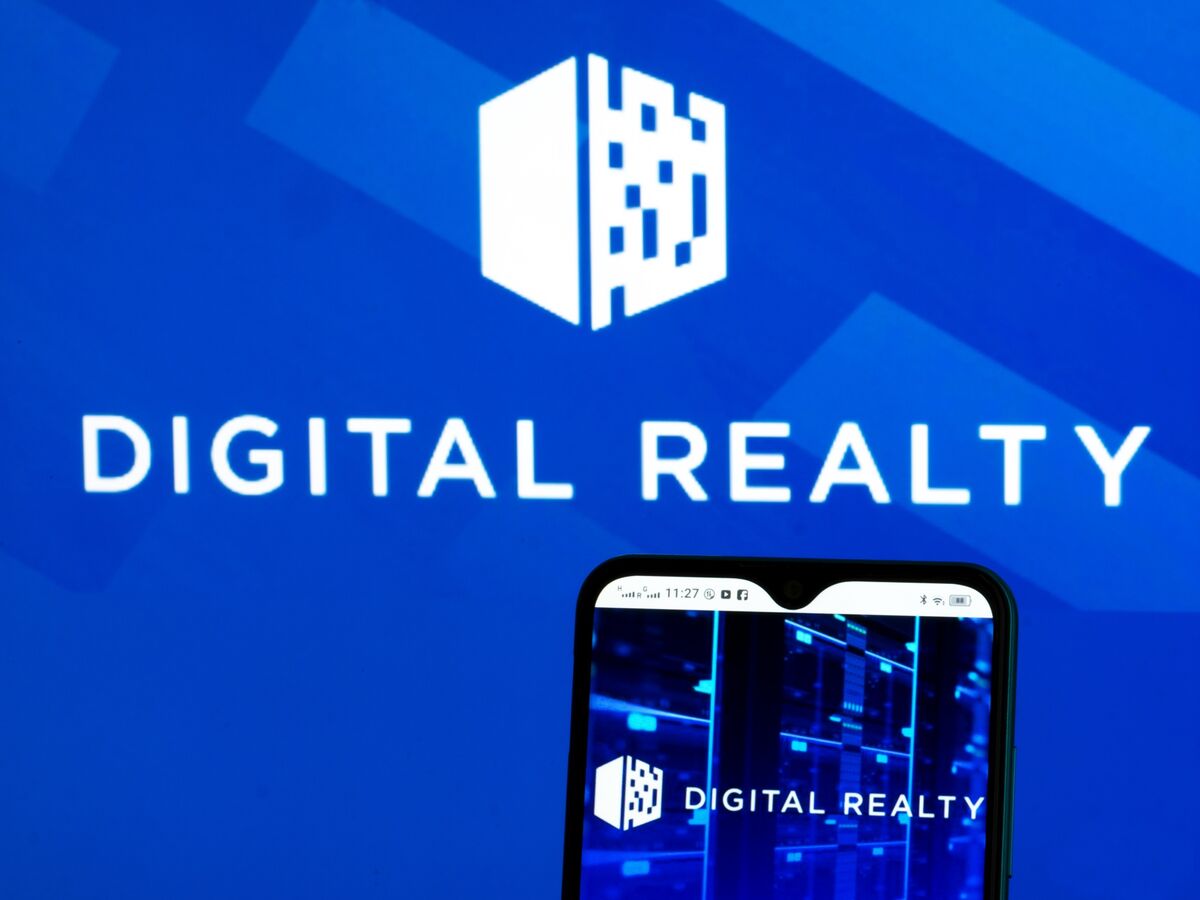 Digital Realty’s $1.5 Billion Deal Joins Wave of US Share Sales - Bloomberg