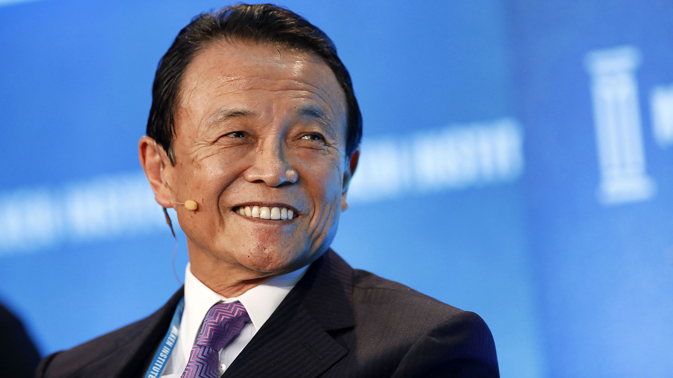 Japan's Aso Expands His Base After LDP Loss in Tokyo Election - Bloomberg