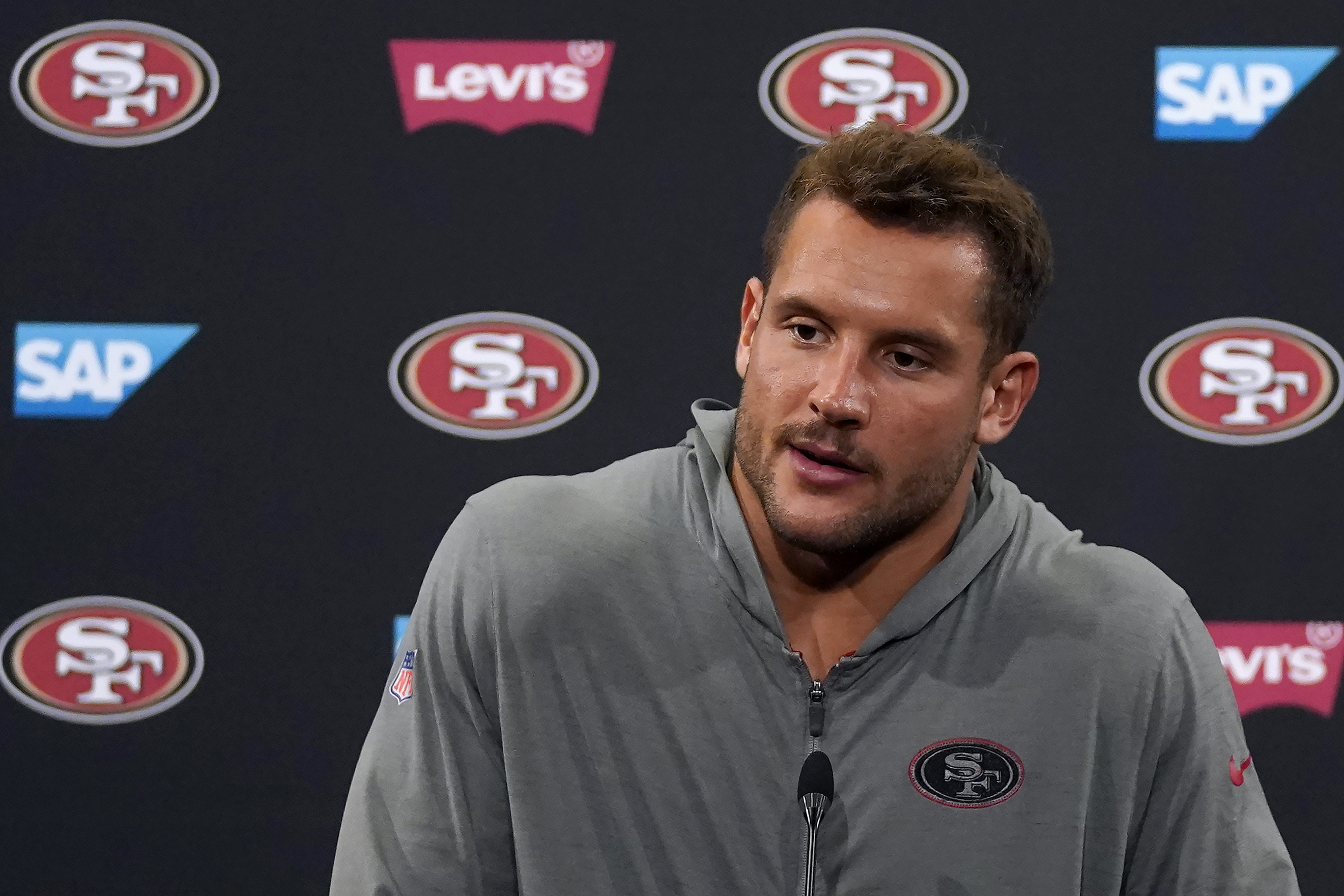49ers sign Nick Bosa to a record-setting contract extension to end his ...