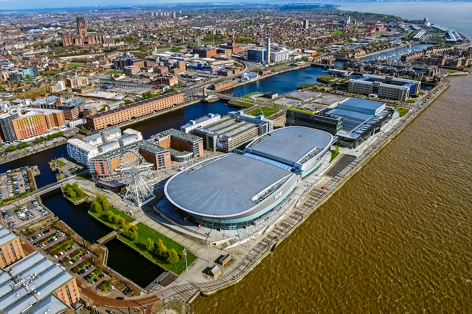 Champagne Flows at Annual Pension Conference in Midst of a UK Crisis ...