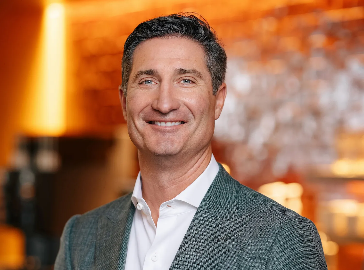 Starbucks (SBUX) CEO Brian Niccol Looks to Get Buy-in for Turnaround ...