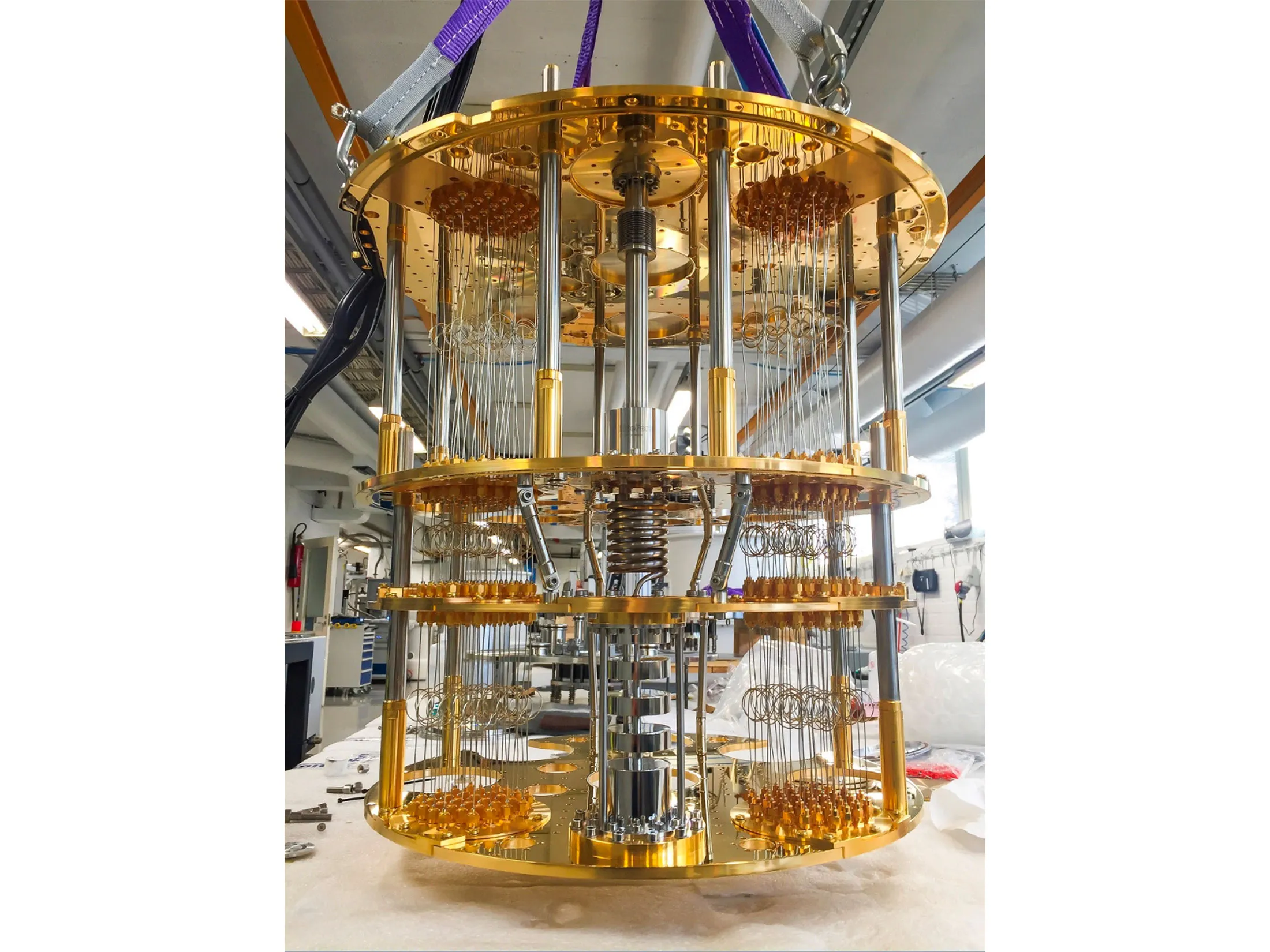 Microsoft Takes Path Less Traveled to Build a Quantum Computer - Bloomberg