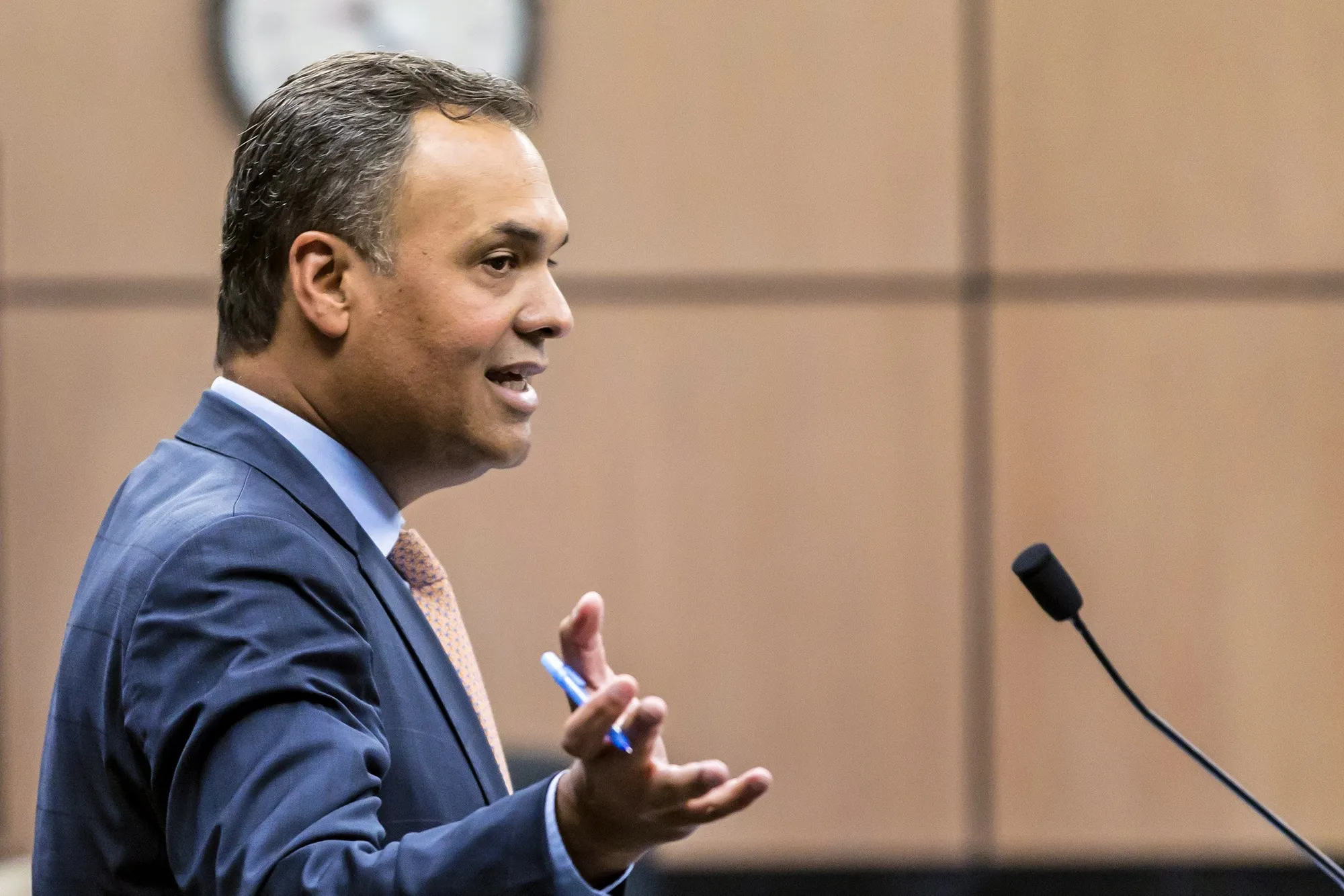 Harvard Takes On Trump With Help From Conservative Lawyer Burck - Bloomberg