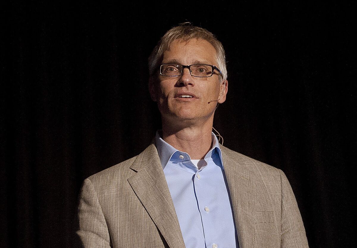 American Air (AAL) CEO Wants Rockets, Private Jets to Help Fund the US ...