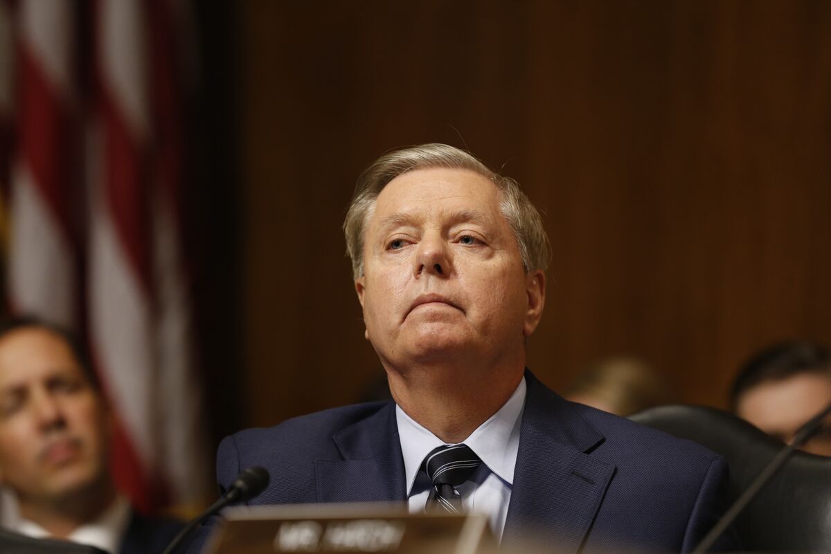 Graham Says New Investigation Needed on Origins of Russian Probe ...