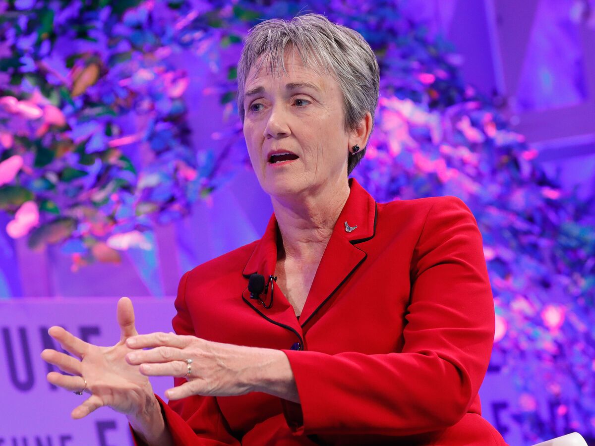 Heather Wilson's Big Ask to Expand `Too Small' U.S. Air Force - Bloomberg
