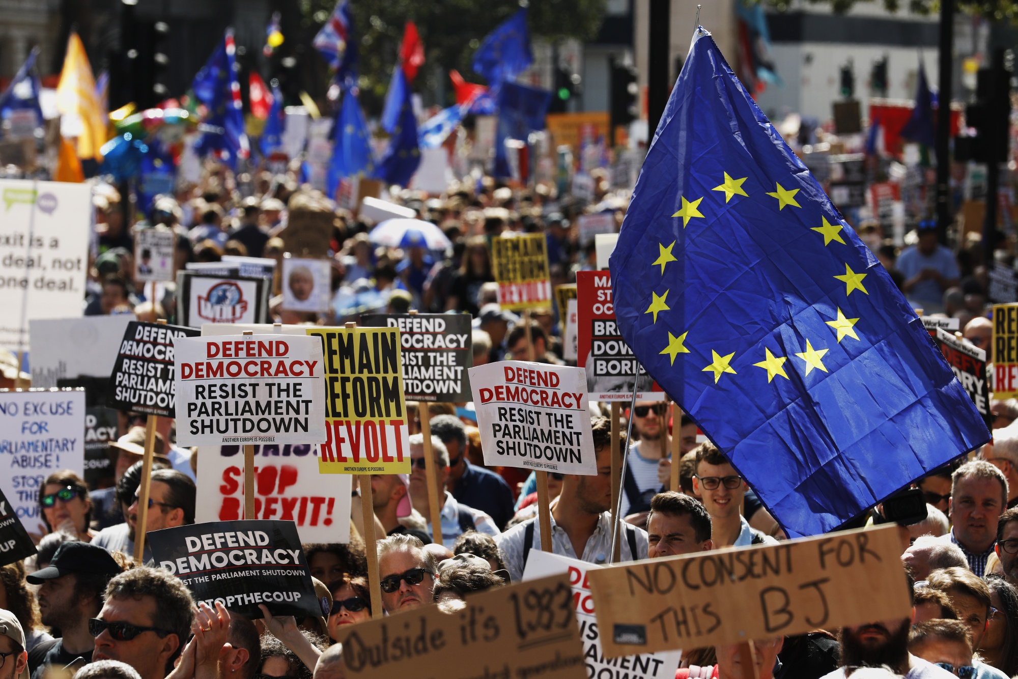 Brits Protest Boris Johnson’s ‘Attack on Democracy’ - Bloomberg