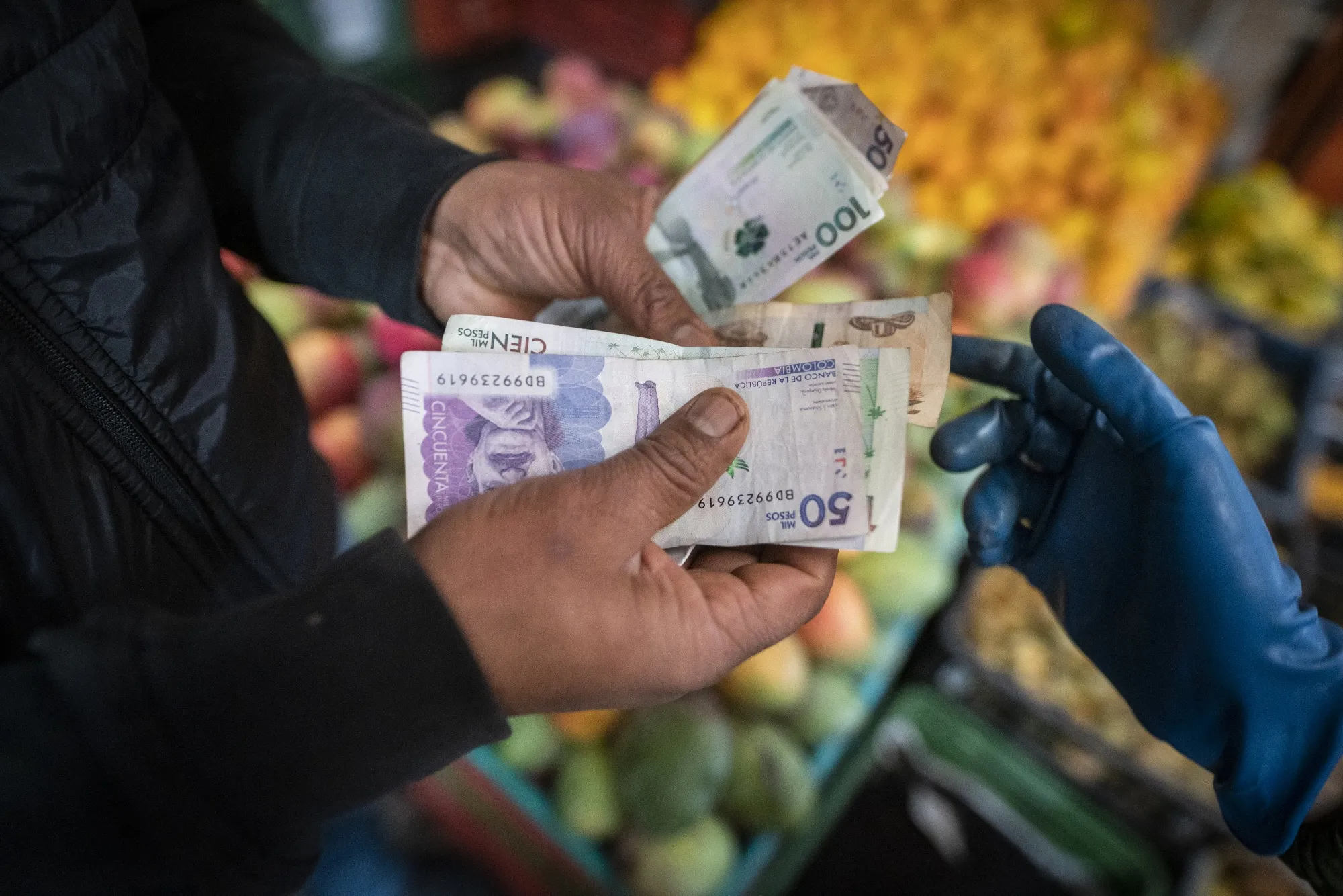 Colombia Lifts Key Interest Rate to Highest Since 1999 After Market ...