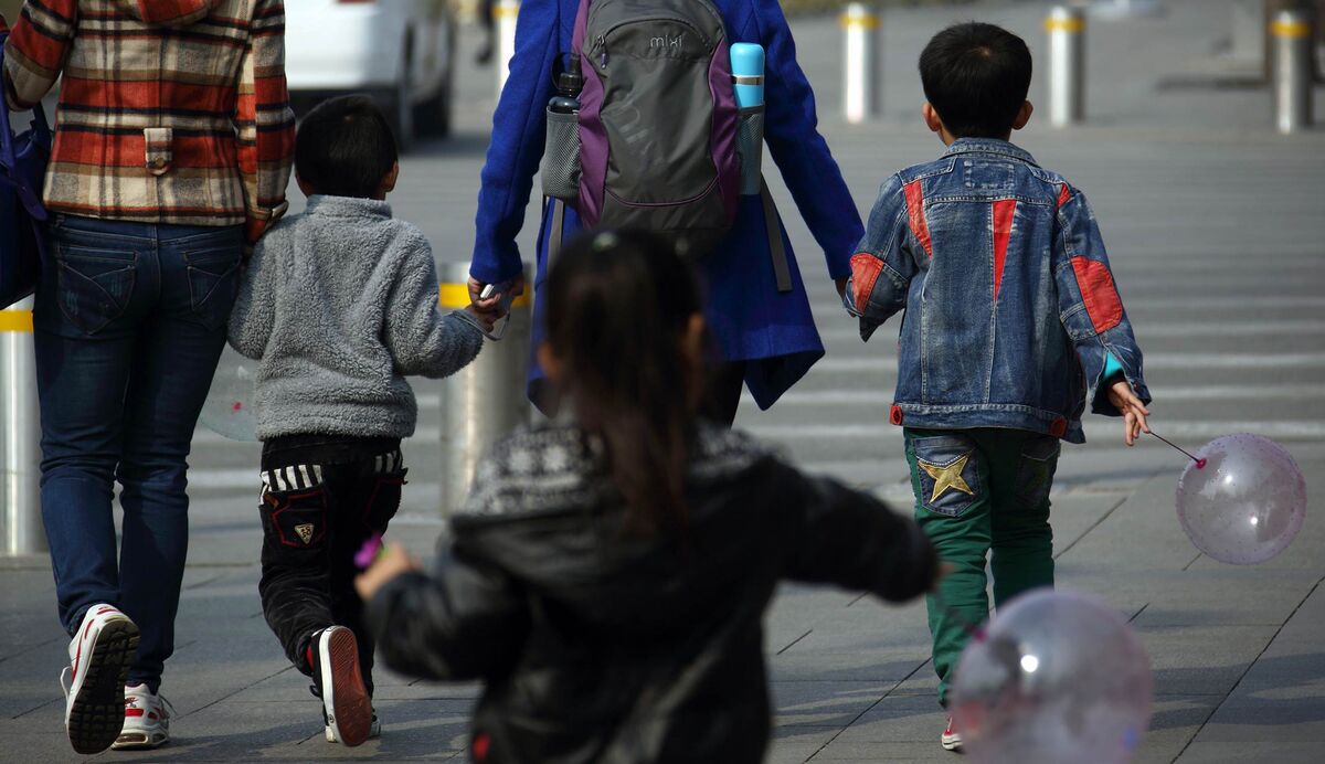 A New Baby Boom Is Happening in China’s Smaller Cities - Bloomberg