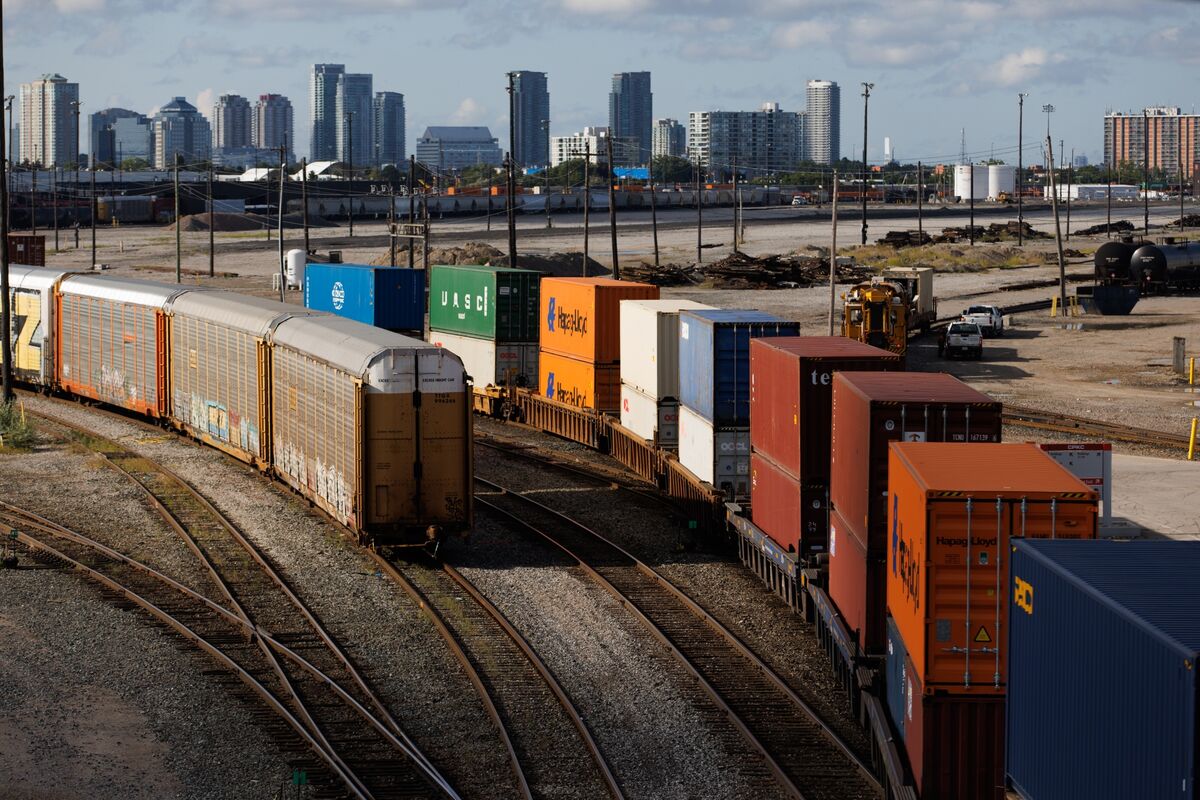 Canada Rail Strike Rekindles Fears of Stuck Cargo, Rising Freight Costs ...
