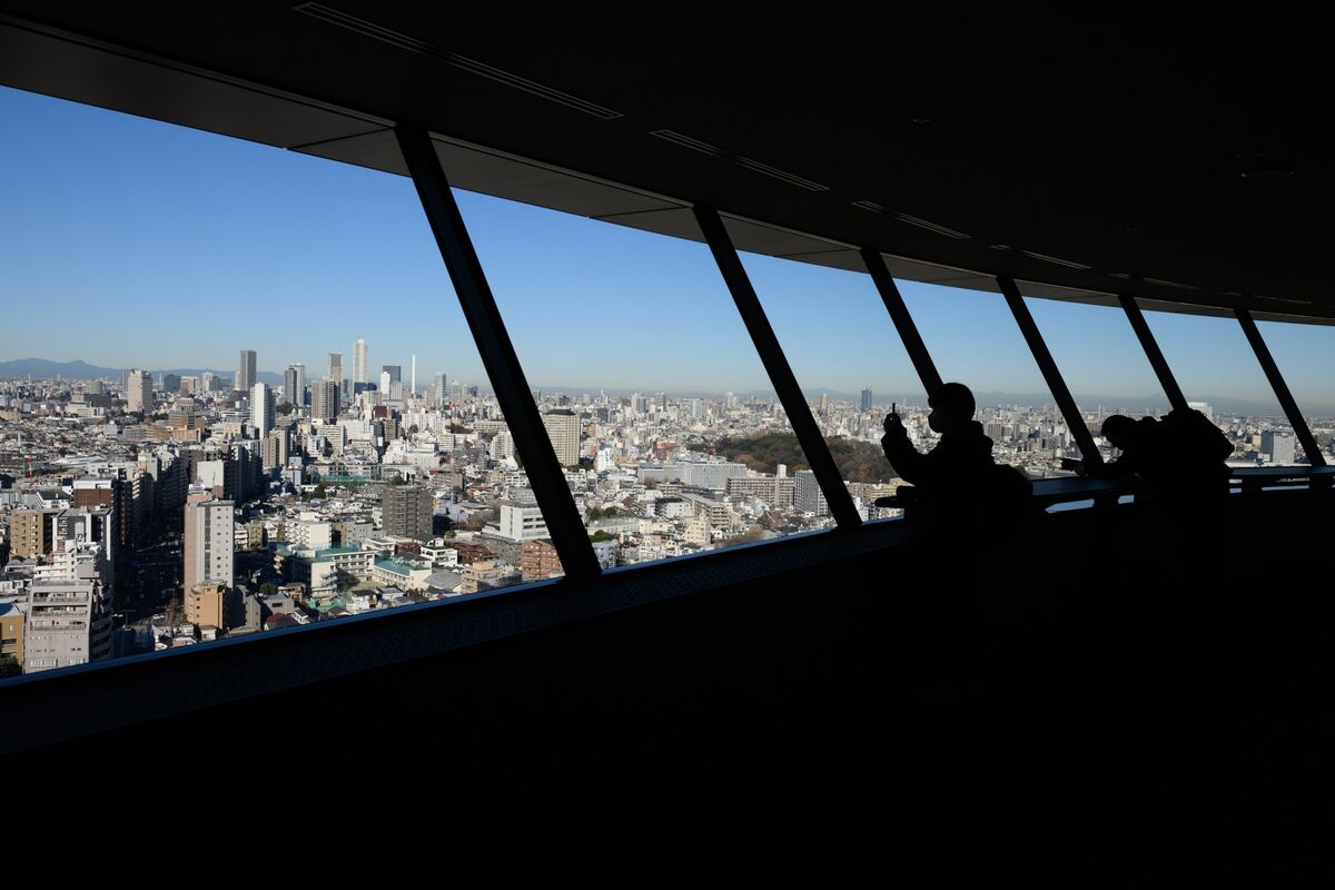 Foreign Funds Owned Record Japanese Stocks Last Fiscal Year - Bloomberg