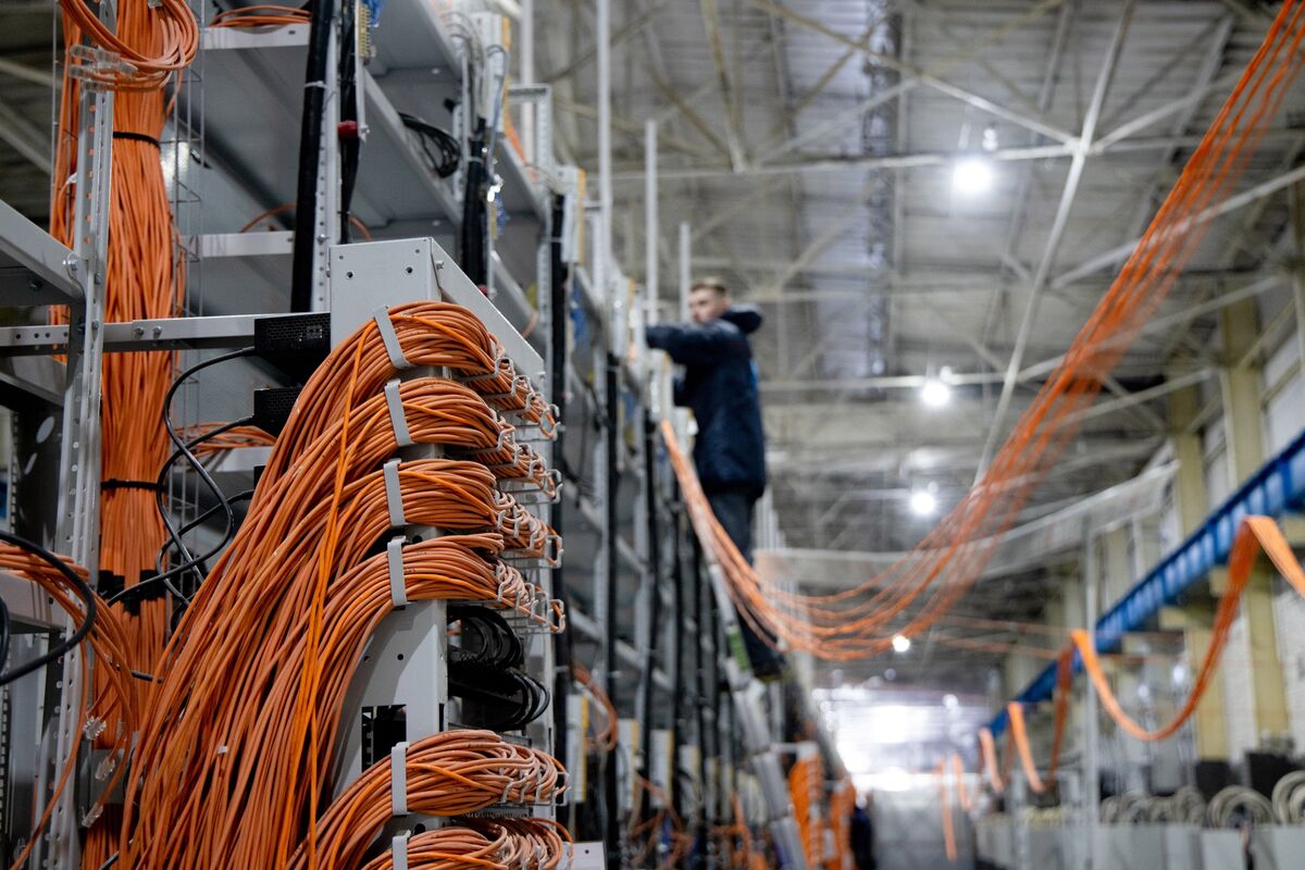 Undersea Cable Damage Causes Internet Outages in West Africa - Bloomberg