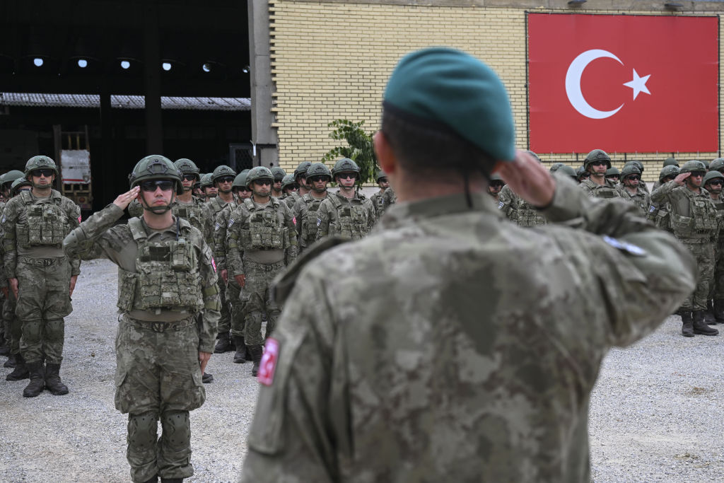 Turkey Likely to Take Command of NATO-led Force in Kosovo - Bloomberg